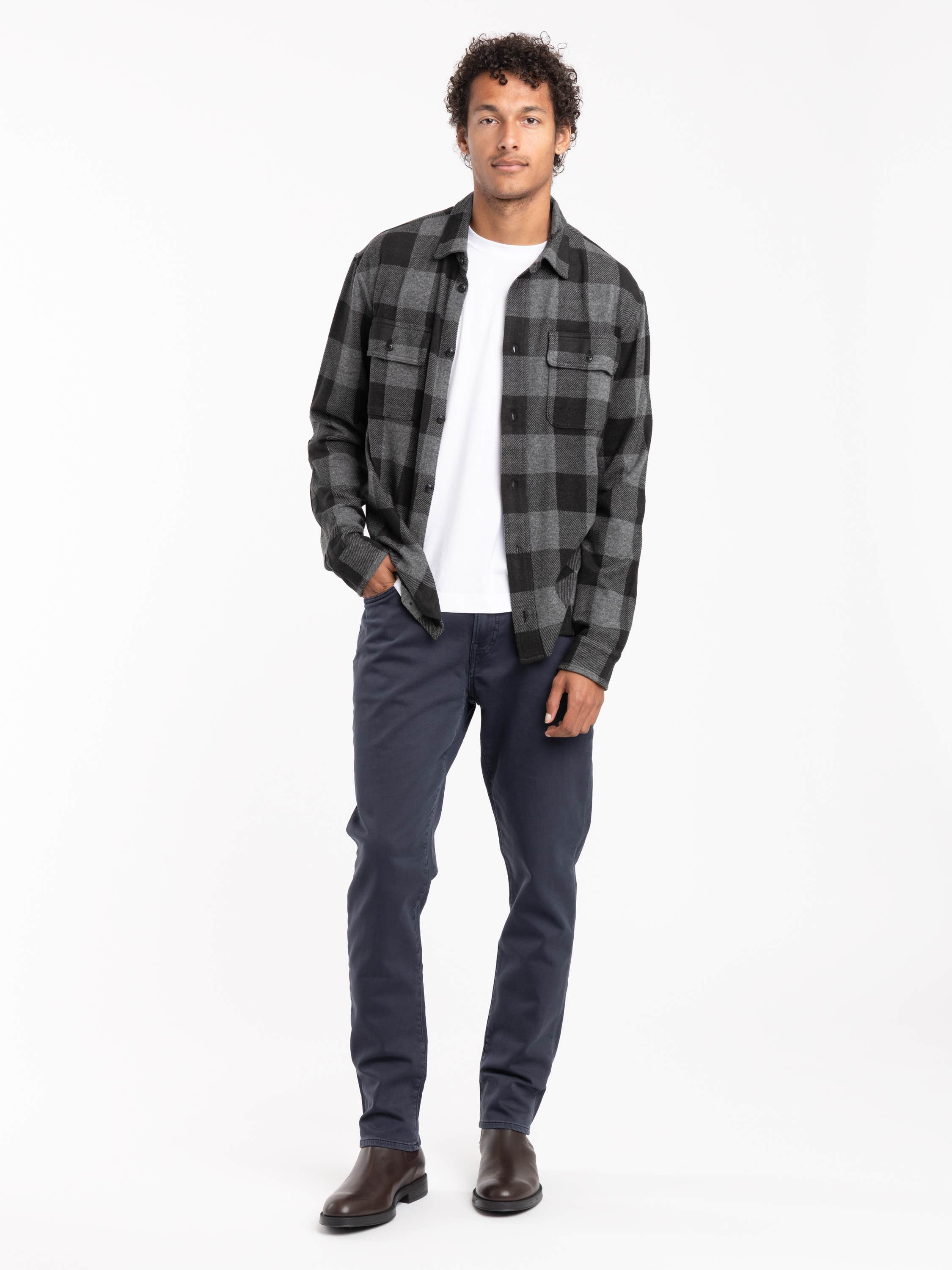 Navy Sullivan Slim Chino Pant – The Helm Clothing
