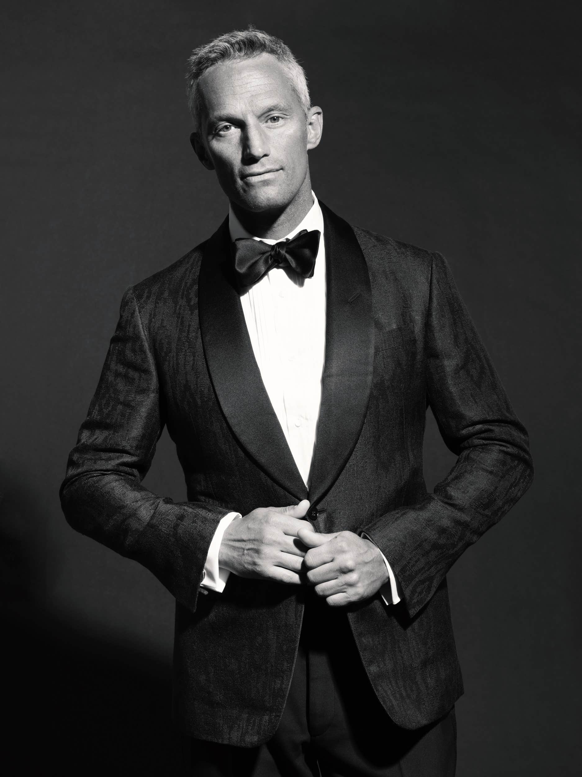 Made to Measure Clothing | Custom Suits and Formal Attire | The Helm ...